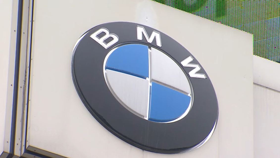 [조간브리핑] 국내 수입차 시장 지각변동…BMW, 벤츠 제치고 1위로 - SBS Biz